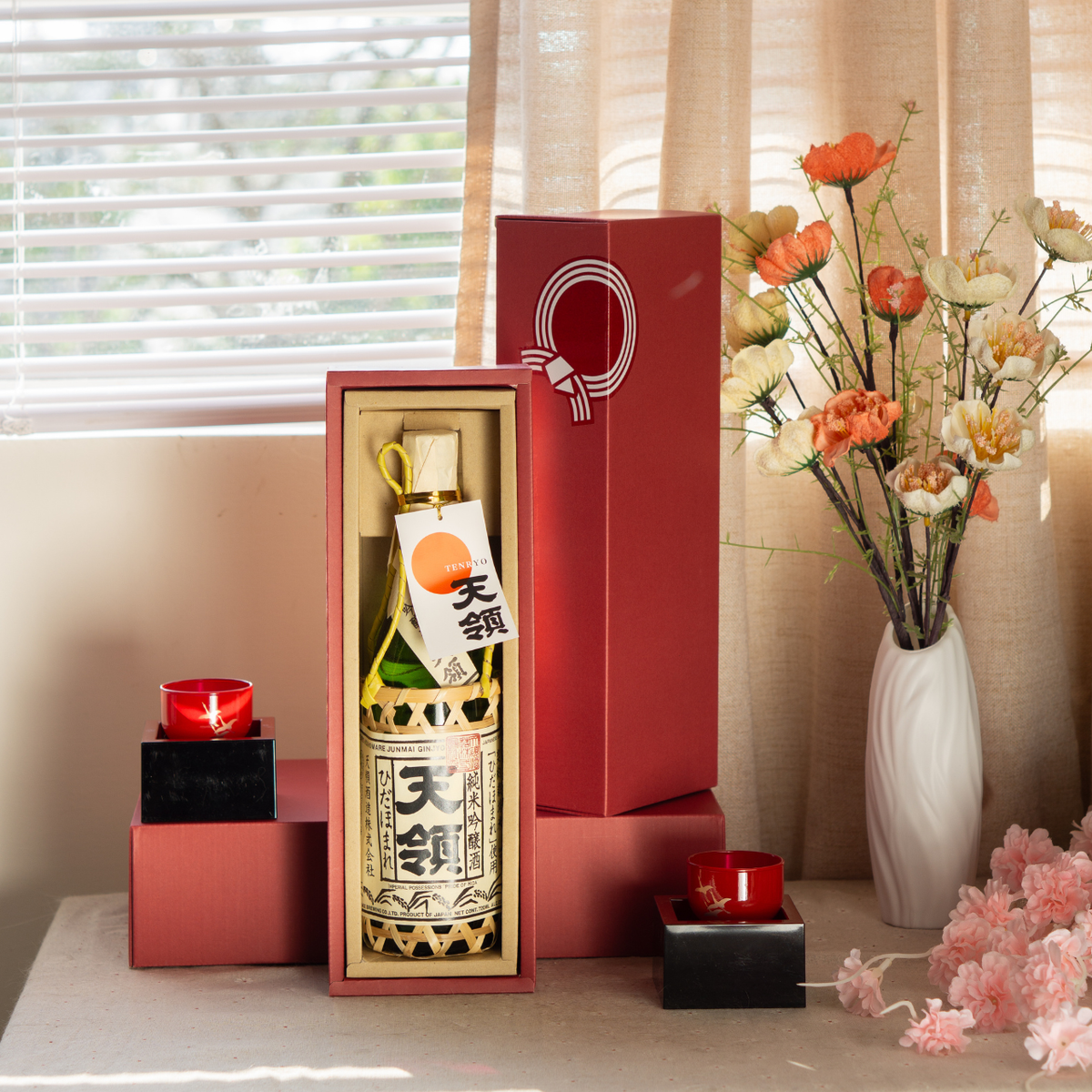 Sake Tết Giftbox 2026 - Tenryo Hidahomare Junmai Ginjo – agataJapan